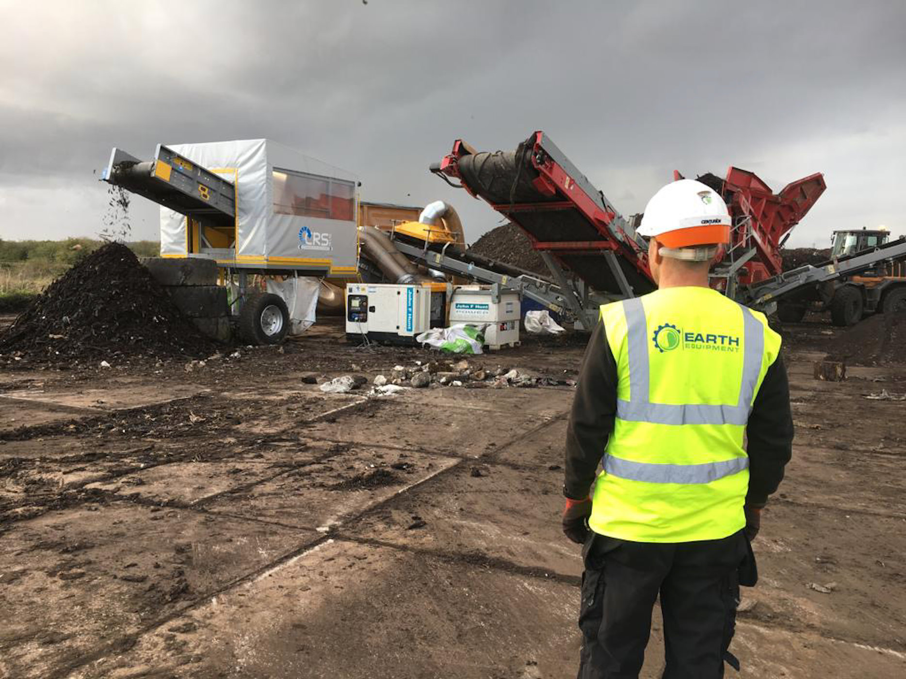 Earth Equipment - New Machines - Hire Machines - Advice